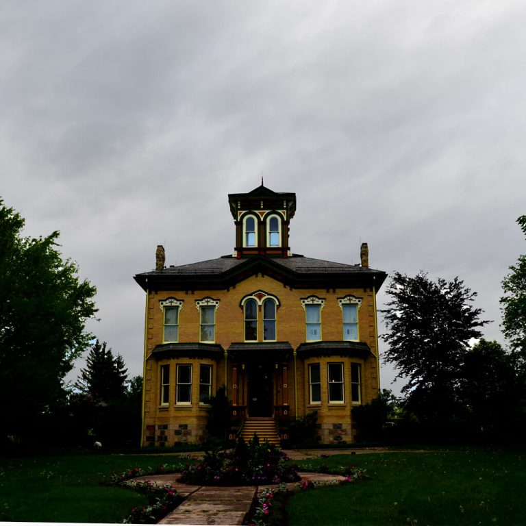 Castle Kilbride - Ghosts and History inside the Mansion